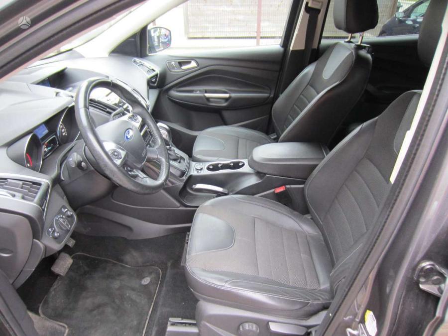 Pelēks Ford Kuga 2014 Gargždai, ar dzinēja tilpumu 2.00 L un nobraukumu 145 tūkst. km par 7900 €, foto 7 vietnē AUTOMOTO.COM.LV
