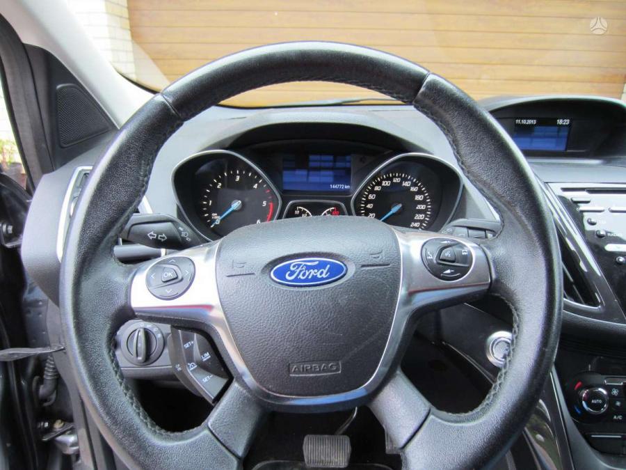 Pelēks Ford Kuga 2014 Gargždai, ar dzinēja tilpumu 2.00 L un nobraukumu 145 tūkst. km par 7900 €, foto 8 vietnē AUTOMOTO.COM.LV