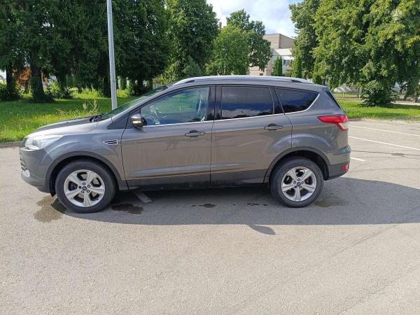Pelēks Ford Kuga 2014 Tauragė, ar dzinēja tilpumu 2.00 L un nobraukumu 274 tūkst. km par 5000 €, foto 2 vietnē AUTOMOTO.COM.LV