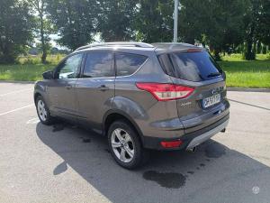 Grey Ford Kuga 2014 in Taurage, with an engine capacity of 2.00 L and mileage of 274 thousand km for 5000 €, photo 4 on AUTOMOTO.COM.LV