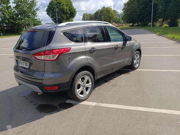 Pelēks Ford Kuga 2014 Tauragė, ar dzinēja tilpumu 2.00 L un nobraukumu 274 tūkst. km par 5000 €, foto 5 vietnē AUTOMOTO.COM.LV