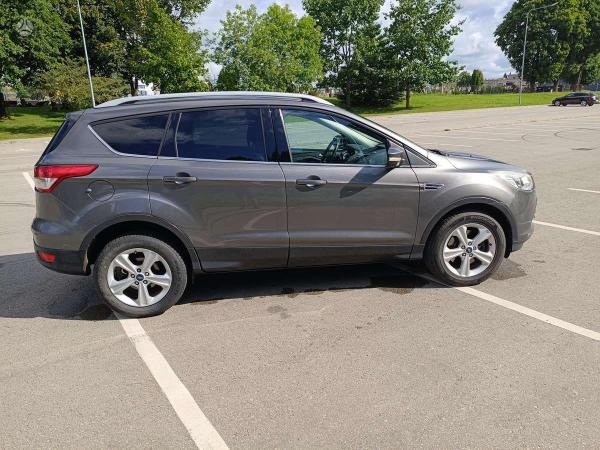 Pelēks Ford Kuga 2014 Tauragė, ar dzinēja tilpumu 2.00 L un nobraukumu 274 tūkst. km par 5000 €, foto 6 vietnē AUTOMOTO.COM.LV