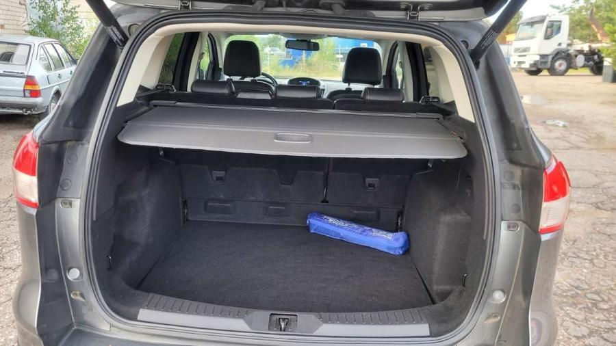 Grey Ford Kuga 2014 in Telschi, with an engine capacity of 1.60 L and mileage of 119 thousand km for 6150 €, photo 12 on AUTOMOTO.COM.LV