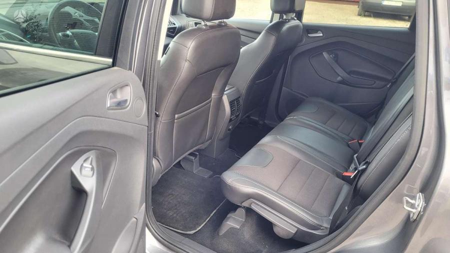Grey Ford Kuga 2014 in Telschi, with an engine capacity of 1.60 L and mileage of 119 thousand km for 6150 €, photo 16 on AUTOMOTO.COM.LV