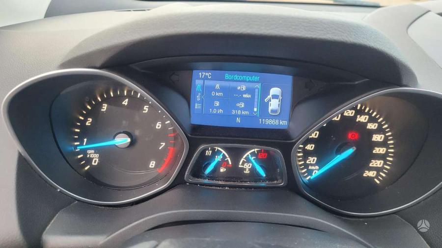 Grey Ford Kuga 2014 in Telschi, with an engine capacity of 1.60 L and mileage of 119 thousand km for 6150 €, photo 21 on AUTOMOTO.COM.LV