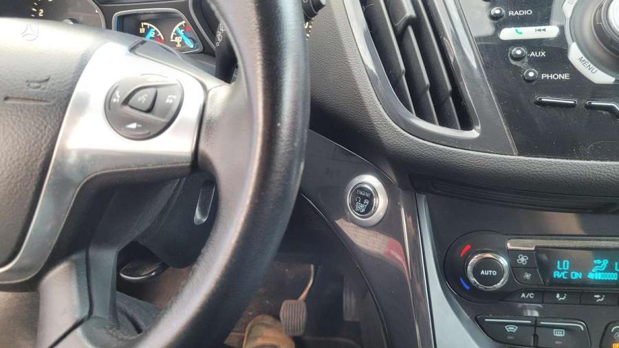 Grey Ford Kuga 2014 in Telschi, with an engine capacity of 1.60 L and mileage of 119 thousand km for 6150 €, photo 23 on AUTOMOTO.COM.LV