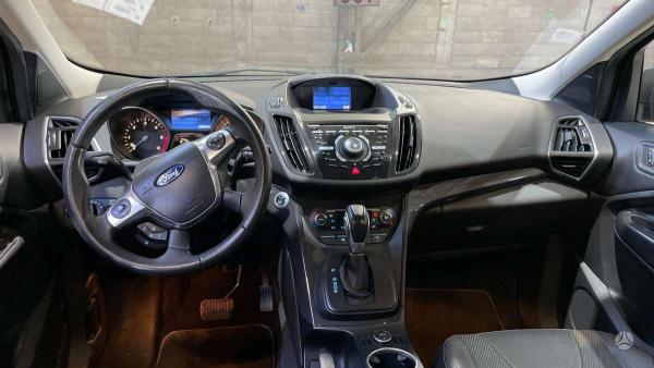 Grey Ford Kuga 2014 in Kaunas, with an engine capacity of 2.00 L and mileage of 226 thousand km for 4650 €, photo 6 on AUTOMOTO.COM.LV