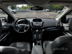 Pelēks Ford Kuga 2014 Tallina, ar dzinēja tilpumu 2.00 L un nobraukumu 140 tūkst. km par 8450 €, foto 8 vietnē AUTOMOTO.COM.LV