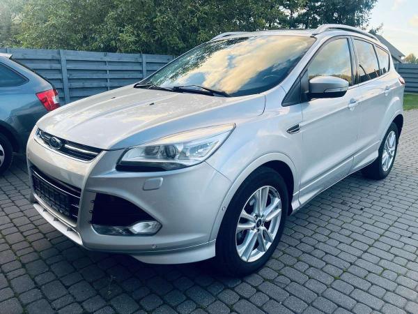 Ford Kuga 2014 in Marijampole on AUTOMOTO.COM.LV Grey Ford Kuga 2014 in Marijampole, with an engine capacity of 2.00 L and mileage of 255 thousand km for 6700 €, photo 1 on AUTOMOTO.COM.LV