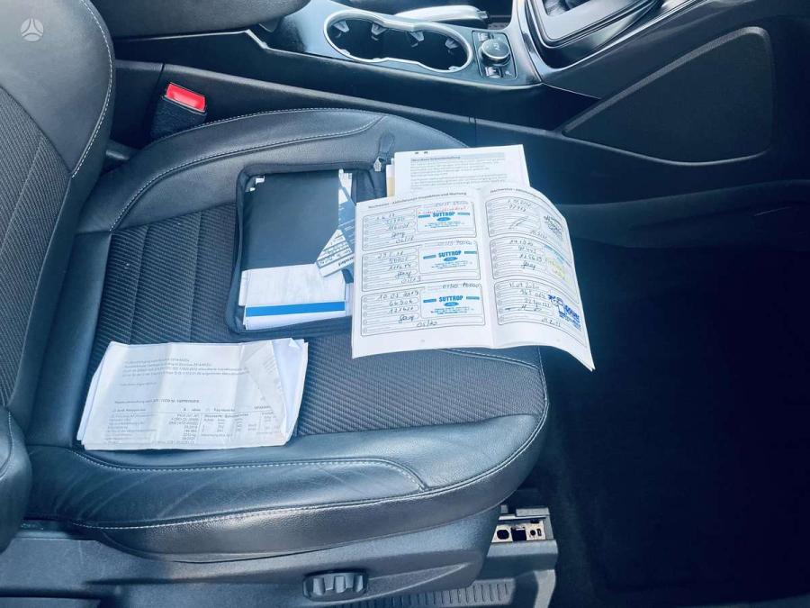 Grey Ford Kuga 2014 in Marijampole, with an engine capacity of 2.00 L and mileage of 255 thousand km for 6700 €, photo 16 on AUTOMOTO.COM.LV