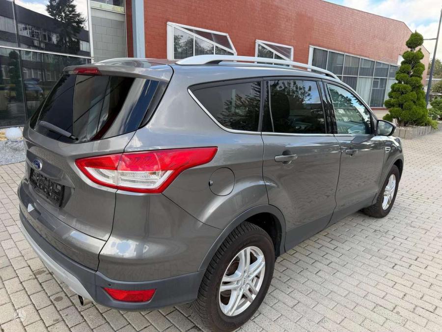 Grey Ford Kuga 2014 in Marijampole, with an engine capacity of 2.00 L and mileage of 157 thousand km for 7900 €, photo 8 on AUTOMOTO.COM.LV