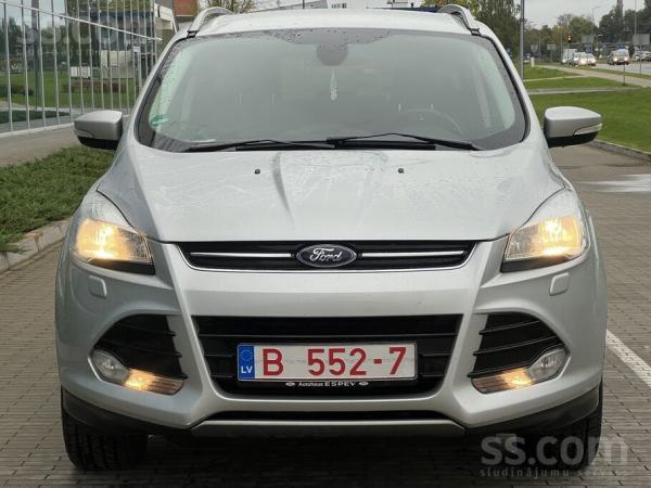 Pelēks Ford Kuga 2014 Rēzekne, ar dzinēja tilpumu 2.00 L un nobraukumu 244 tūkst. km par 7950 €, foto 1 vietnē AUTOMOTO.COM.LV