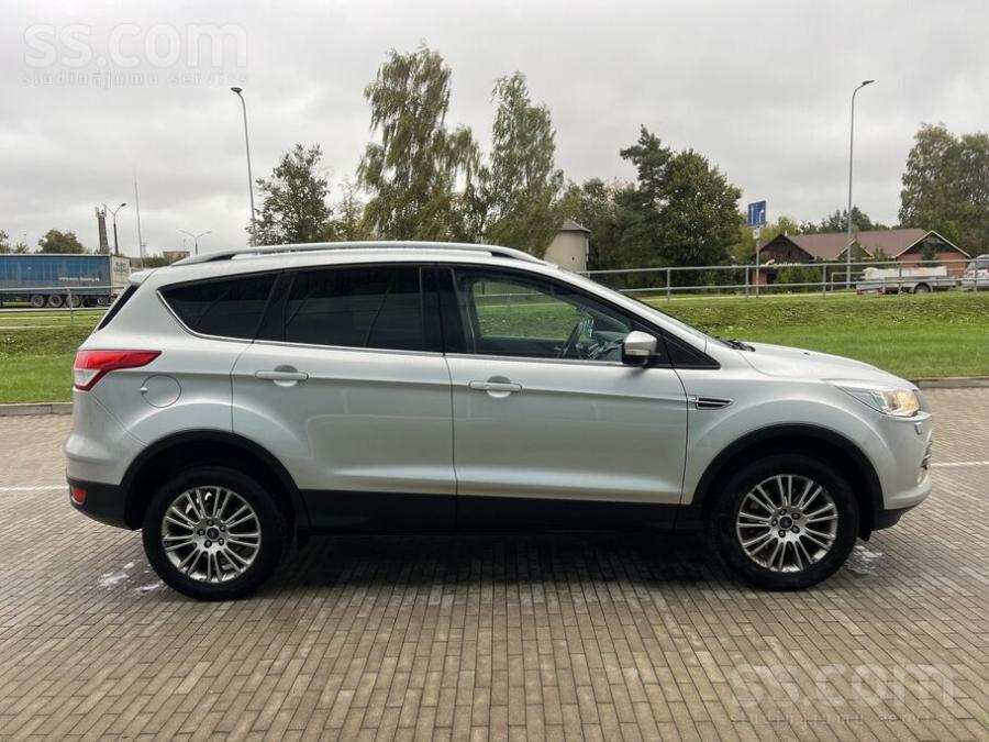Pelēks Ford Kuga 2014 Rēzekne, ar dzinēja tilpumu 2.00 L un nobraukumu 244 tūkst. km par 7950 €, foto 10 vietnē AUTOMOTO.COM.LV