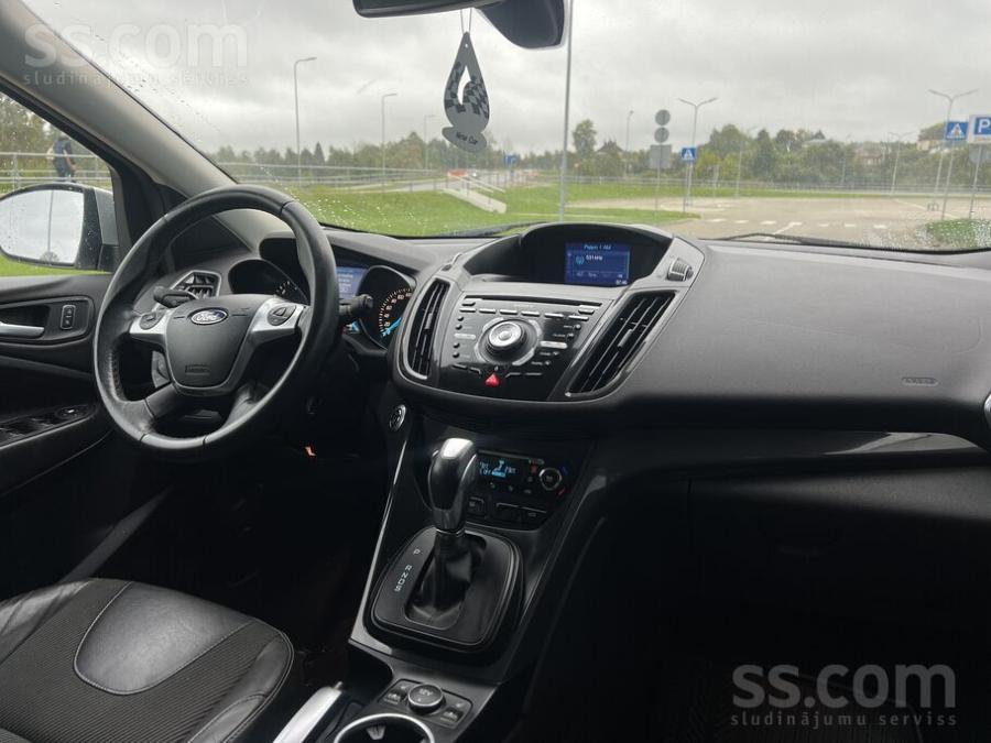 Pelēks Ford Kuga 2014 Rēzekne, ar dzinēja tilpumu 2.00 L un nobraukumu 244 tūkst. km par 7950 €, foto 13 vietnē AUTOMOTO.COM.LV