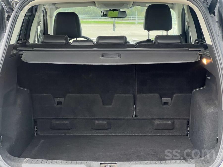 Pelēks Ford Kuga 2014 Rēzekne, ar dzinēja tilpumu 2.00 L un nobraukumu 244 tūkst. km par 7950 €, foto 31 vietnē AUTOMOTO.COM.LV