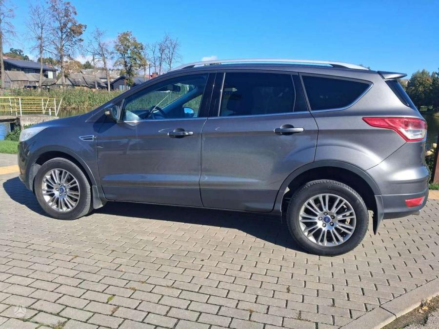 Grey Ford Kuga 2014 in Raseiniai, with an engine capacity of 0.00 L and mileage of 103 thousand km for 6500 €, photo 5 on AUTOMOTO.COM.LV