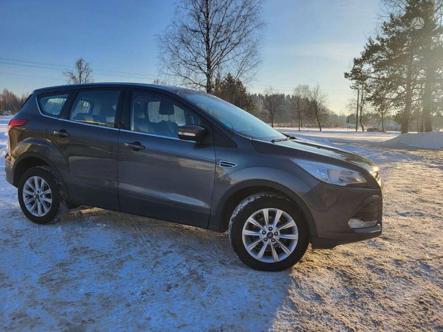 Pelēks Ford Kuga 2015 Utena, ar dzinēja tilpumu 1.50 L un nobraukumu 172 tūkst. km par 7350 €, foto 11 vietnē AUTOMOTO.COM.LV
