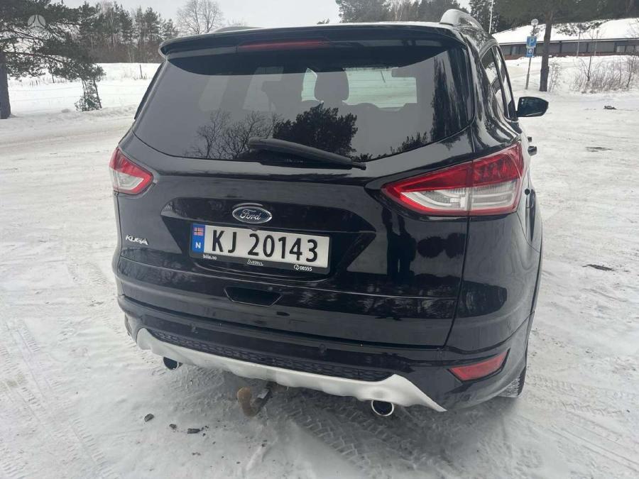 Grey Ford Kuga 2015 in Raseiniai, with an engine capacity of 2.00 L and mileage of 190 thousand km for 6500 €, photo 3 on AUTOMOTO.COM.LV