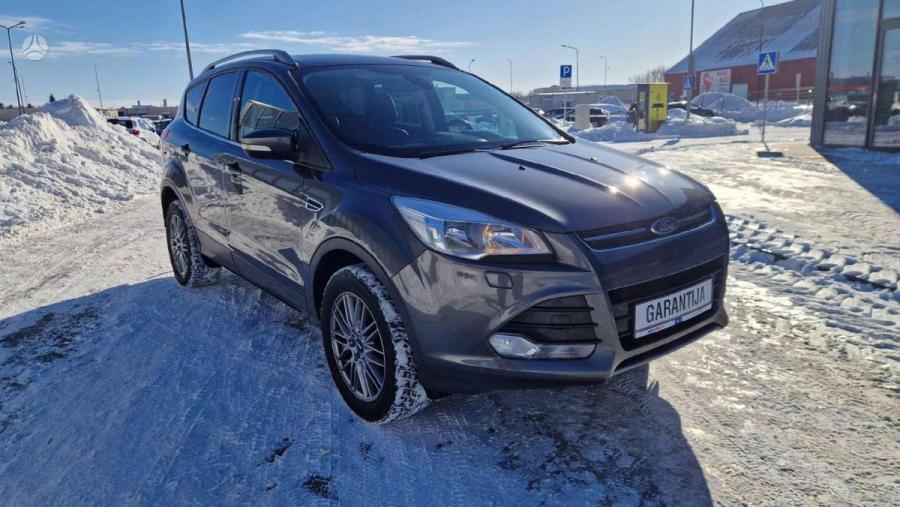Grey Ford Kuga 2015 in Siauliai, with an engine capacity of 2.00 L and mileage of 280 thousand km for 8300 €, photo 1 on AUTOMOTO.COM.LV