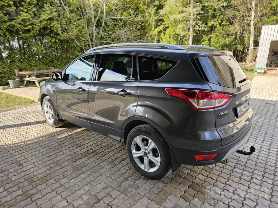 Grey Ford Kuga 2015 in Ogre, with an engine capacity of 1.50 L and mileage of 181 thousand km for 7440 €, photo 1 on AUTOMOTO.COM.LV