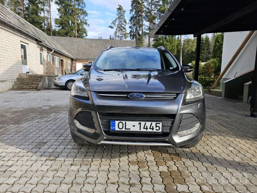 Grey Ford Kuga 2015 in Ogre, with an engine capacity of 1.50 L and mileage of 181 thousand km for 7440 €, photo 12 on AUTOMOTO.COM.LV