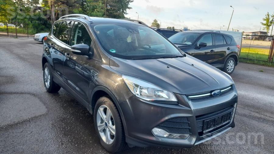 Grey Ford Kuga 2015 in Riga, with an engine capacity of 1.50 L and mileage of 175 thousand km for 7900 €, photo 4 on AUTOMOTO.COM.LV