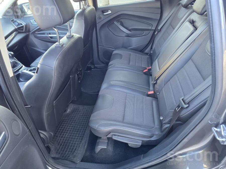 Grey Ford Kuga 2015 in Kuldiga, with an engine capacity of 2.00 L and mileage of 231 thousand km for 9200 €, photo 7 on AUTOMOTO.COM.LV