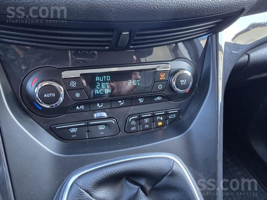 Grey Ford Kuga 2015 in Kuldiga, with an engine capacity of 2.00 L and mileage of 231 thousand km for 9200 €, photo 11 on AUTOMOTO.COM.LV