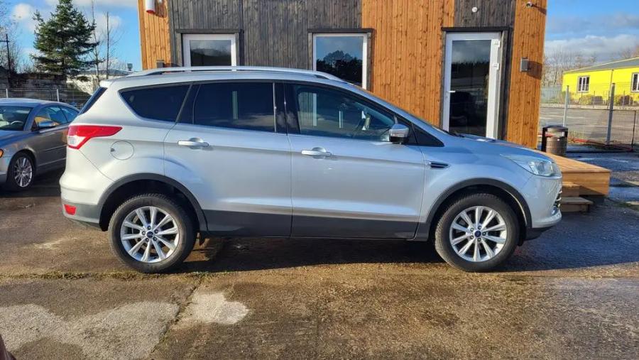 Grey Ford Kuga 2015 in Riga, with an engine capacity of 2.00 L and mileage of 270 thousand km for 7700 €, photo 15 on AUTOMOTO.COM.LV