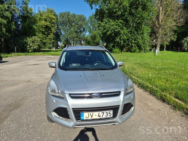 Grey Ford Kuga 2015 in Riga, with an engine capacity of 2.00 L and mileage of 192 thousand km for 6300 €, photo 2 on AUTOMOTO.COM.LV