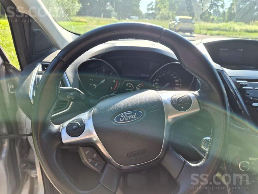 Pelēks Ford Kuga 2015 Rīga, ar dzinēja tilpumu 2.00 L un nobraukumu 192 tūkst. km par 6300 €, foto 8 vietnē AUTOMOTO.COM.LV