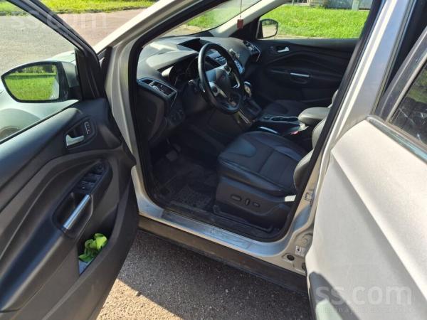 Grey Ford Kuga 2015 in Riga, with an engine capacity of 2.00 L and mileage of 192 thousand km for 6300 €, photo 9 on AUTOMOTO.COM.LV