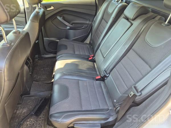 Grey Ford Kuga 2015 in Riga, with an engine capacity of 2.00 L and mileage of 192 thousand km for 6300 €, photo 10 on AUTOMOTO.COM.LV