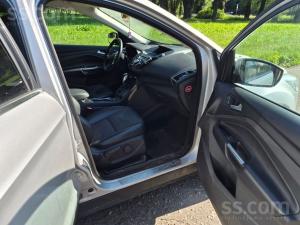 Pelēks Ford Kuga 2015 Rīga, ar dzinēja tilpumu 2.00 L un nobraukumu 192 tūkst. km par 6300 €, foto 14 vietnē AUTOMOTO.COM.LV