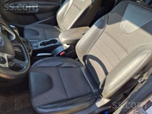 Pelēks Ford Kuga 2015 Rīga, ar dzinēja tilpumu 2.00 L un nobraukumu 192 tūkst. km par 6300 €, foto 16 vietnē AUTOMOTO.COM.LV