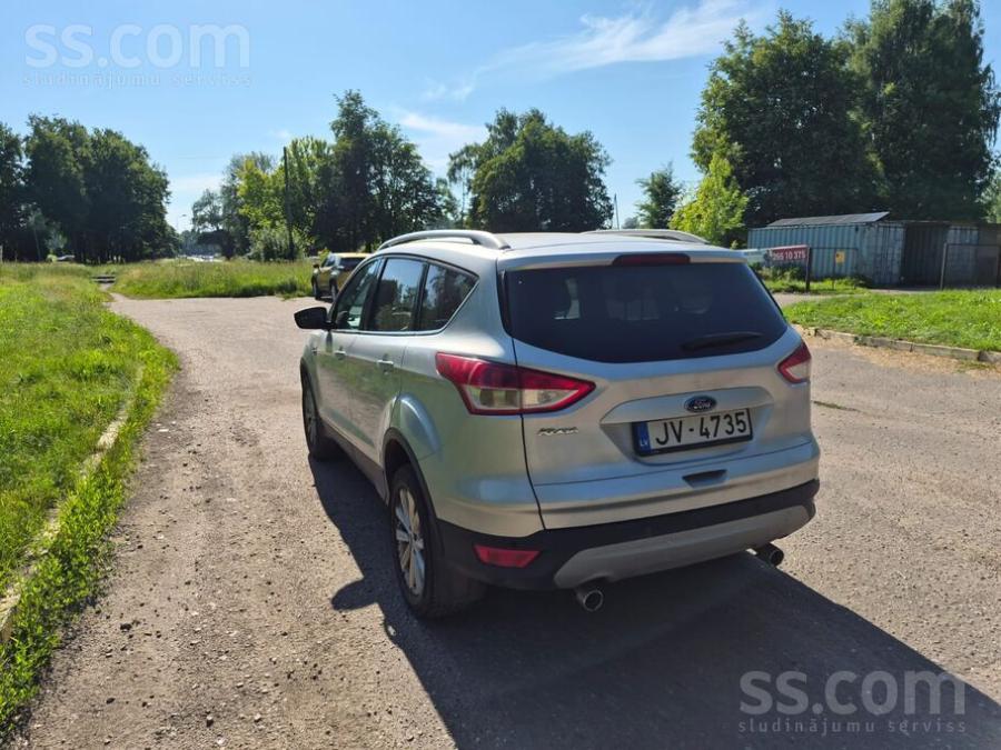 Pelēks Ford Kuga 2015 Rīga, ar dzinēja tilpumu 2.00 L un nobraukumu 192 tūkst. km par 6300 €, foto 17 vietnē AUTOMOTO.COM.LV