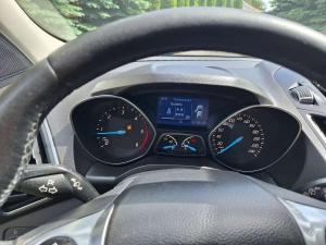 Grey Ford Kuga 2015 in Utena, with an engine capacity of 2.00 L and mileage of 272 thousand km for 7200 €, photo 10 on AUTOMOTO.COM.LV