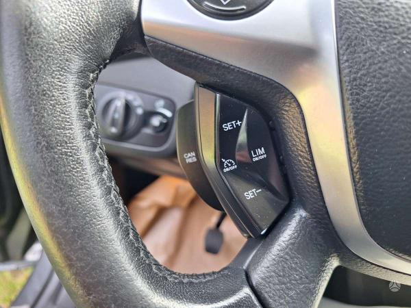 Pelēks Ford Kuga 2015 Utena, ar dzinēja tilpumu 2.00 L un nobraukumu 272 tūkst. km par 7200 €, foto 10 vietnē AUTOMOTO.COM.LV
