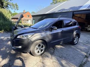 Grey Ford Kuga 2015 in Siauliai, with an engine capacity of 1.50 L and mileage of 116 thousand km for 6650 €, photo 4 on AUTOMOTO.COM.LV