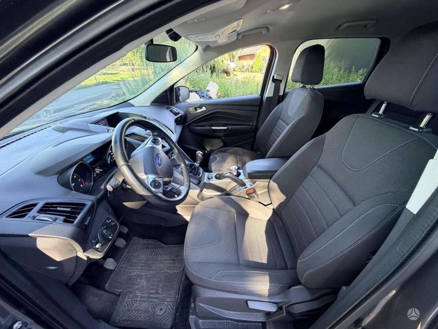 Grey Ford Kuga 2015 in Siauliai, with an engine capacity of 1.50 L and mileage of 116 thousand km for 6650 €, photo 20 on AUTOMOTO.COM.LV
