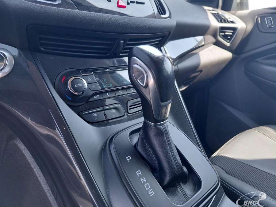Grey Ford Kuga 2015 in Vilnius, with an engine capacity of 2.00 L and mileage of 221 thousand km for 6900 €, photo 13 on AUTOMOTO.COM.LV