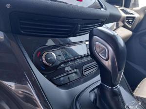 Grey Ford Kuga 2015 in Vilnius, with an engine capacity of 2.00 L and mileage of 221 thousand km for 6900 €, photo 14 on AUTOMOTO.COM.LV