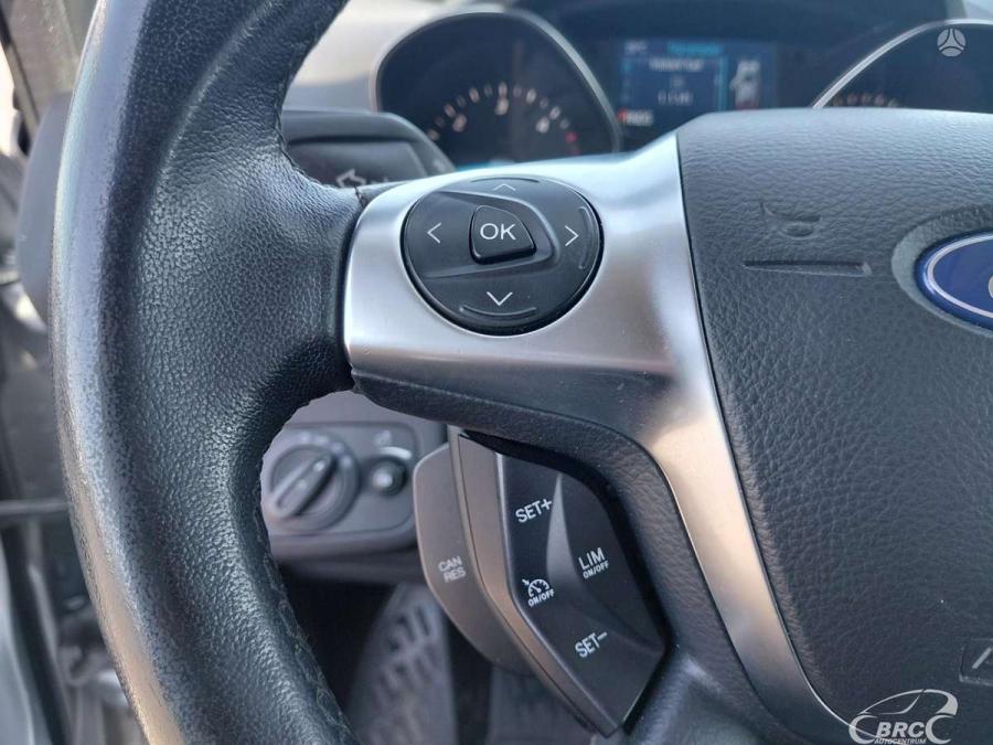 Grey Ford Kuga 2015 in Vilnius, with an engine capacity of 2.00 L and mileage of 221 thousand km for 6900 €, photo 17 on AUTOMOTO.COM.LV