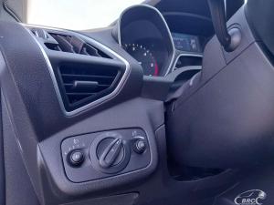 Grey Ford Kuga 2015 in Vilnius, with an engine capacity of 2.00 L and mileage of 221 thousand km for 6900 €, photo 19 on AUTOMOTO.COM.LV