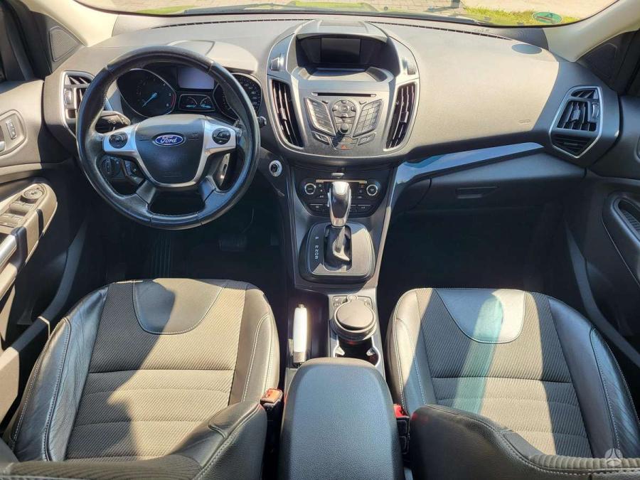 Grey Ford Kuga 2015 in Kaunas, with an engine capacity of 2.00 L and mileage of 152 thousand km for 8200 €, photo 11 on AUTOMOTO.COM.LV
