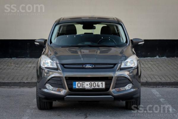 Grey Ford Kuga 2016 in Talsi, with an engine capacity of 2.00 L and mileage of 152 thousand km for 12390 €, photo 2 on AUTOMOTO.COM.LV