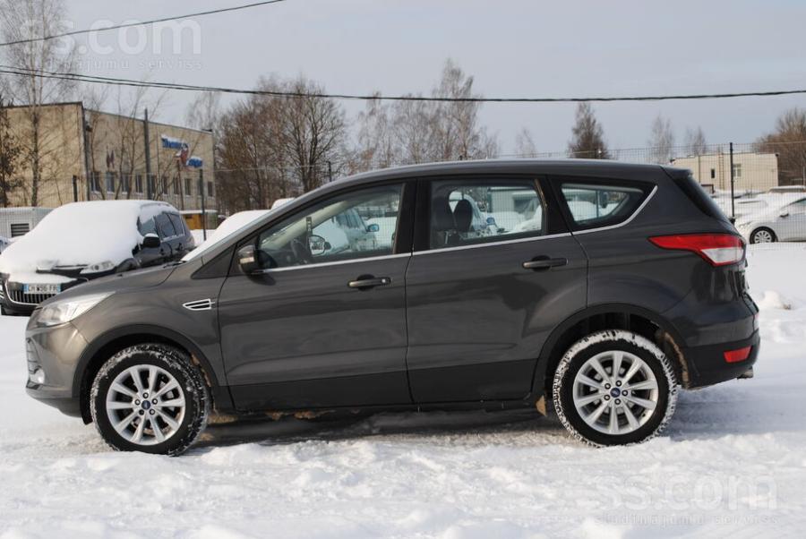 Grey Ford Kuga 2016 in Riga, with an engine capacity of 1.50 L and mileage of 157 thousand km for 8990 €, photo 5 on AUTOMOTO.COM.LV