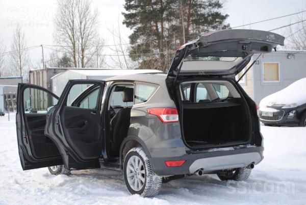 Grey Ford Kuga 2016 in Riga, with an engine capacity of 1.50 L and mileage of 157 thousand km for 8990 €, photo 9 on AUTOMOTO.COM.LV