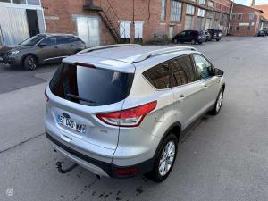 Pelēks Ford Kuga 2016 Alīta, ar dzinēja tilpumu 2.00 L un nobraukumu 176 tūkst. km par 8400 €, foto 3 vietnē AUTOMOTO.COM.LV