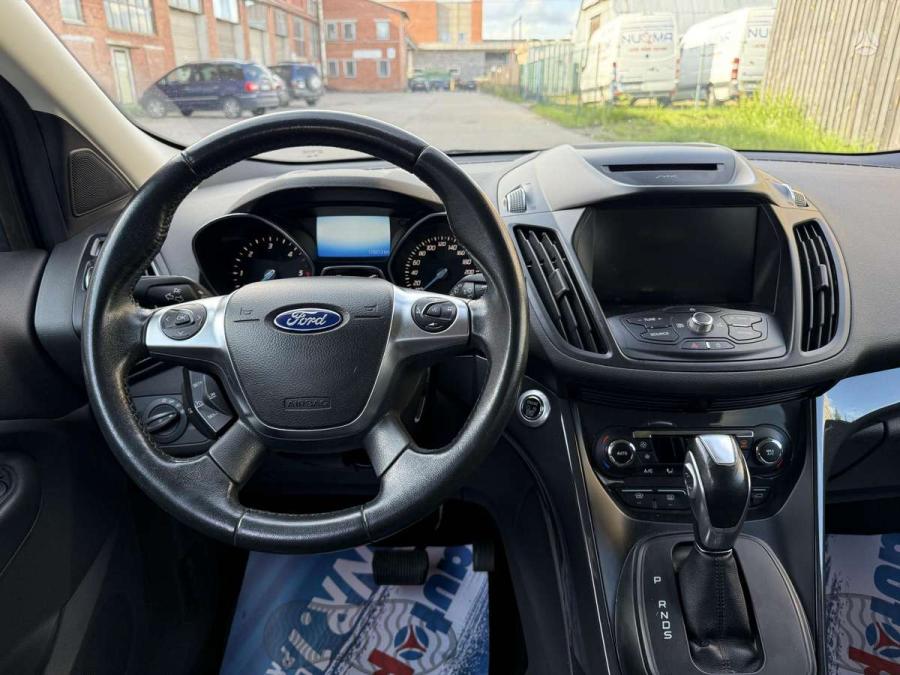 Pelēks Ford Kuga 2016 Alīta, ar dzinēja tilpumu 2.00 L un nobraukumu 176 tūkst. km par 8400 €, foto 15 vietnē AUTOMOTO.COM.LV